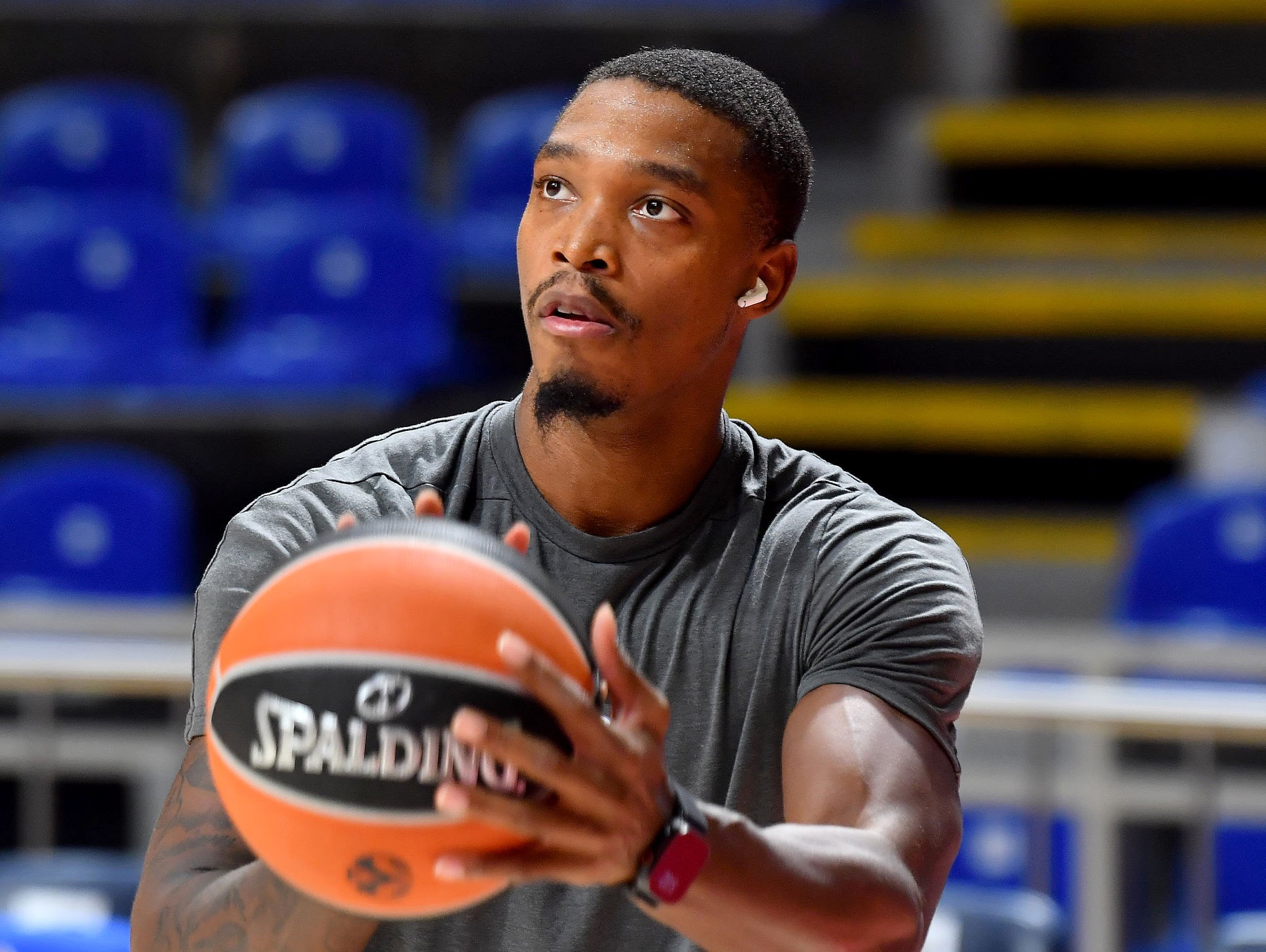 Lonnie Walker IV: "Ne zaman sahalara döneceğimi bilmiyorum"